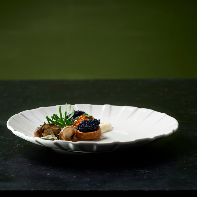 Alchemy Abstract Coupe Plate 9inch