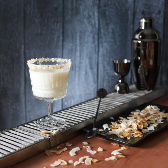 Frona Dried Coconut Pieces 25g