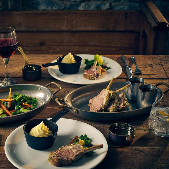 GenWare Vintage Steel Oval Dish 30 x 8inch / 21cm