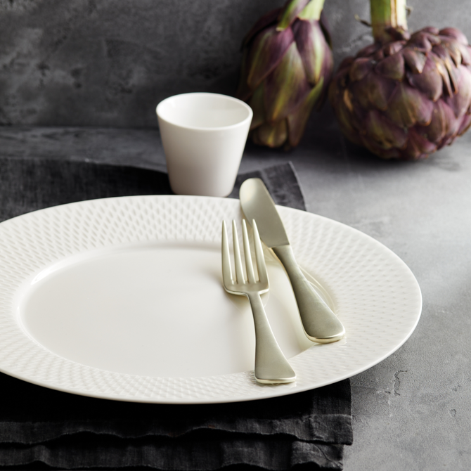 Reflections Purity Rimmed Plate 32cm